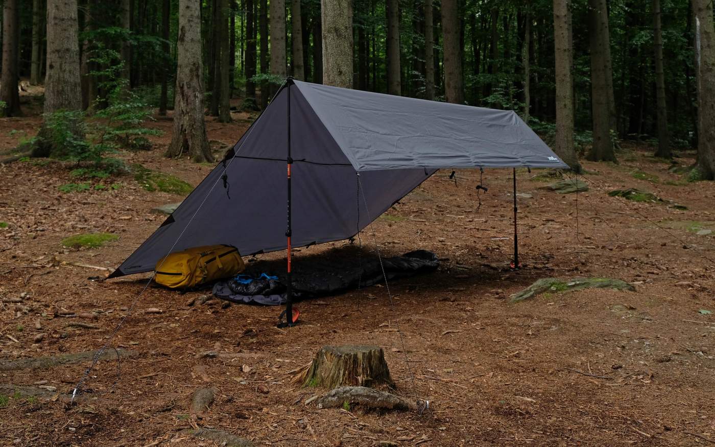 Tarp – postavte si střechu nad hlavou {DRUHY, RADY, TIPY 2024} | Hudy.cz